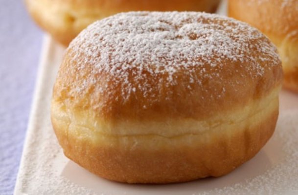 RECEPT ZA KROFNE NA KOJIMA BI VAM I PEKARI POZAVIDJELI: Mekane, sočne i vazdušaste (RECEPT ...