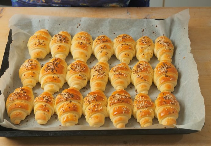 MLIJEČNE KIFLE: Jednostavne i za početnike, NEVJEROVATNO su mekane i ...