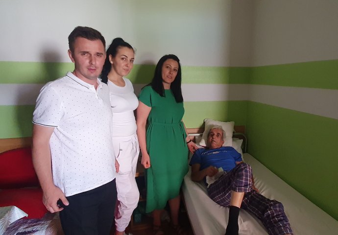 SMJEŠTEN U DOMU ZA STARA LICA U ZENICI: Mirsadu koji je vratio 16.000 KM vlasniku potrebna pomoć ...