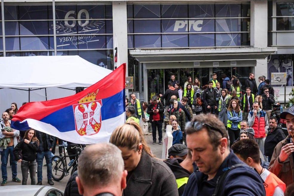 Nakon 14 dana završena blokada RTS-a: Oglasili se studenti u blokadi | novi.ba